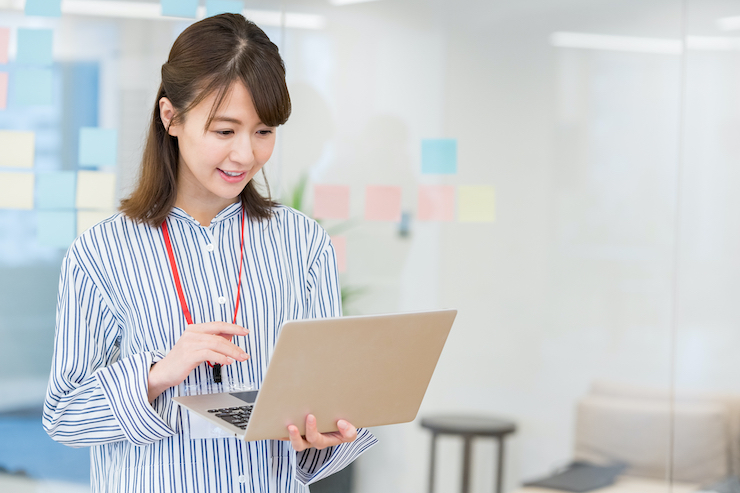 パソコンからSMSは送信できる？ 効率的なSMS配信が可能なツールも紹介 - 絶対リーチ！SMS